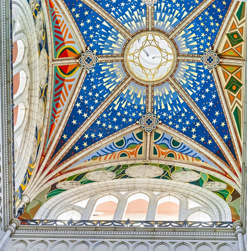 Teto Da Catedral De Santiago, O Chile Foto de Stock - Imagem de pray ...