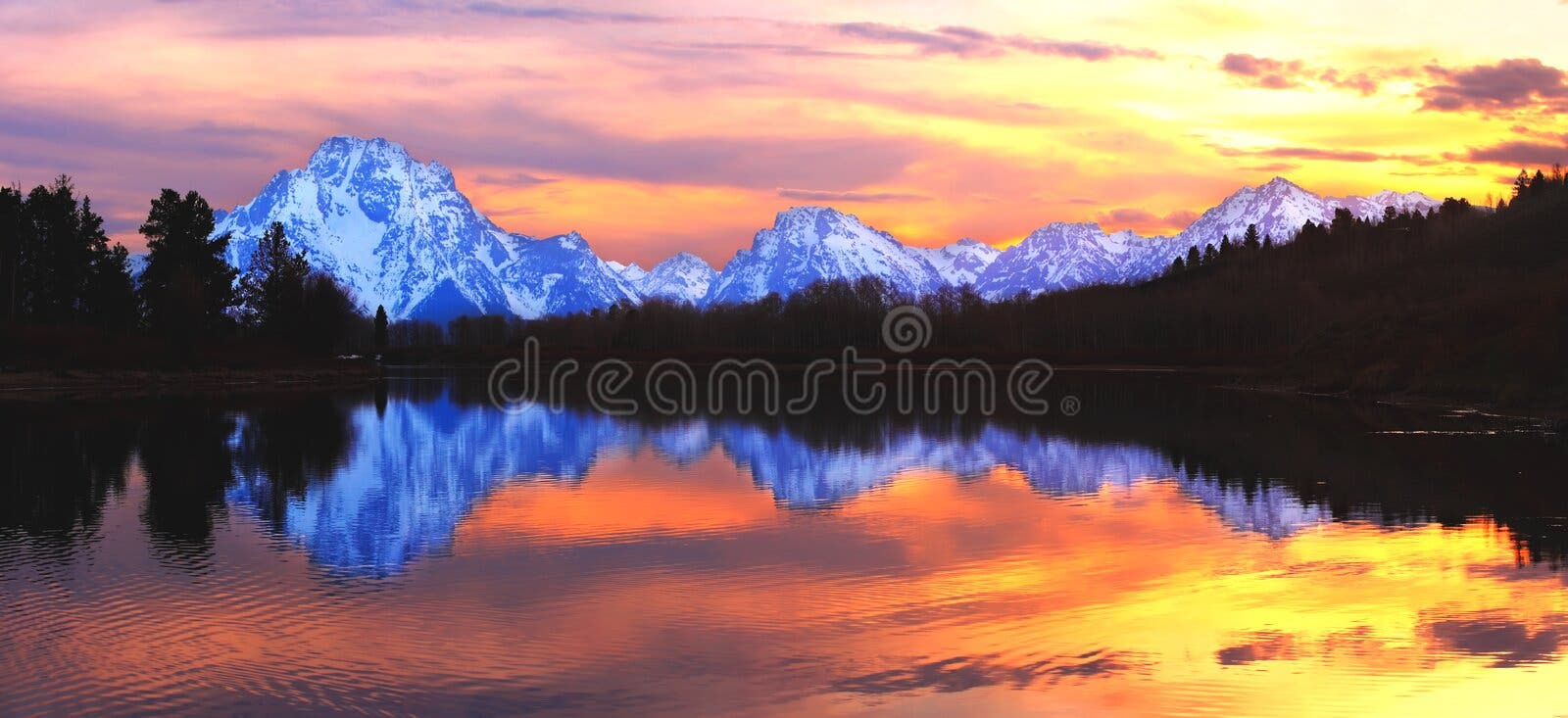 Sunset on the Snake River stock image. Image of tetons - 32866405