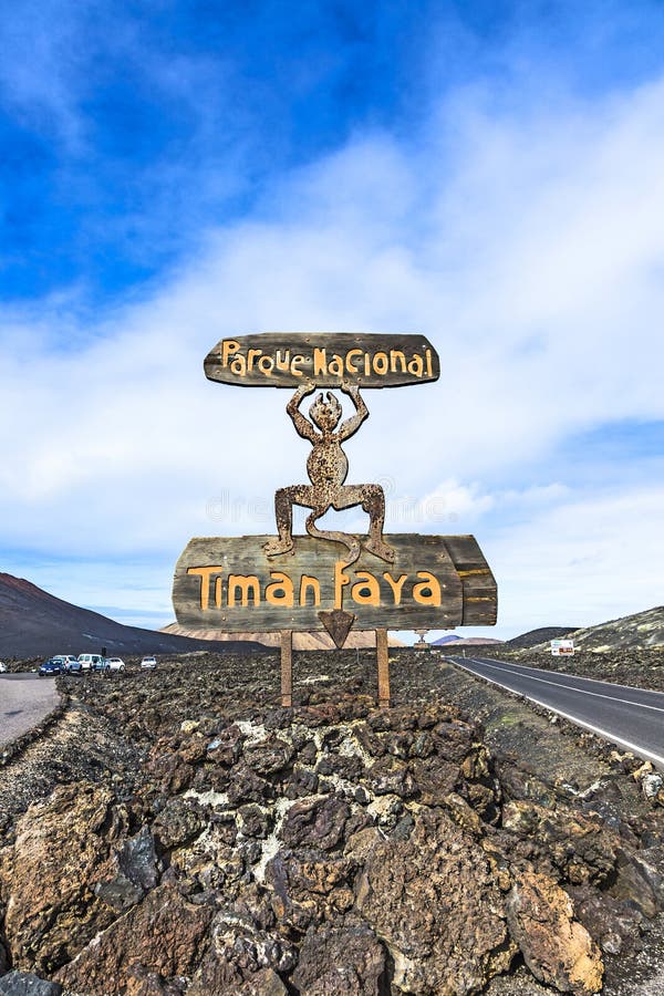 Teufelzeichen Durch Nationalpark Eingang Timanfaya in Lanzarote ...