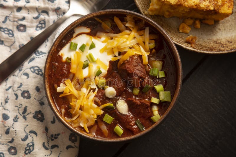 Texas Chili in Rustic Bowl with Cornbread Stock Photo - Image of bread ...