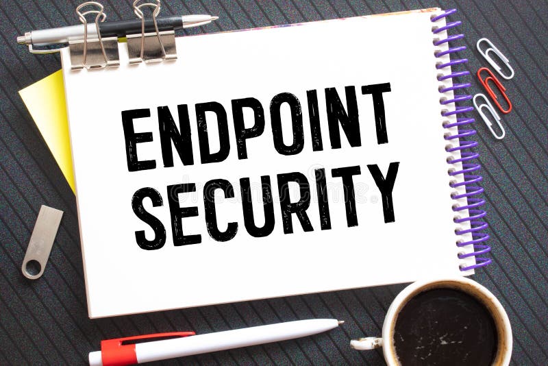 Text ENDPOINT SECURITY on Brown Paper Notepad in Businessman Hands in ...