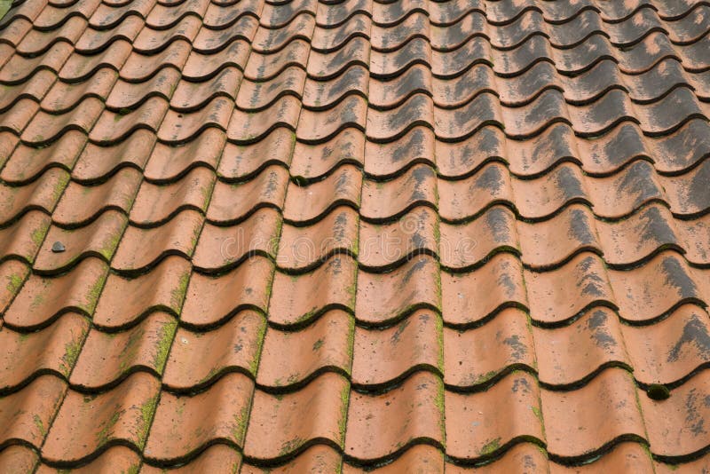 11,398 Texture Des Tuiles De Toit Rouges Photos libres de droits et ...