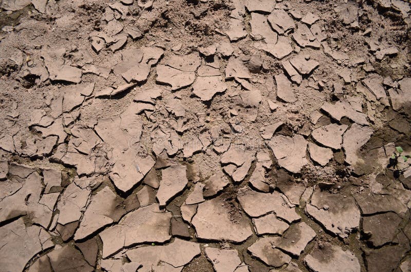 Texture de boue image stock. Image du ombre, fissures - 1592795