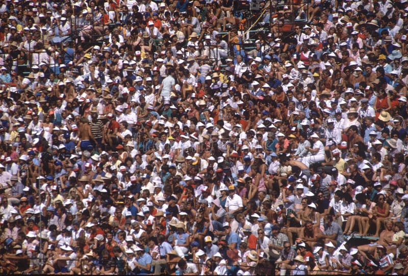 Grande Foule Des Gens à L'événement Photographie éditorial - Image du ...