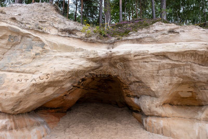 Texture of Layers of Yellow Sand Cross Section. Cliff on the Beach ...