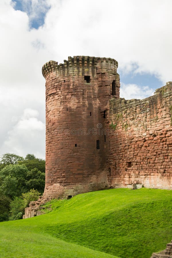 Bothwell Castle In Scotland Stock Image - Image of fortress, knight ...