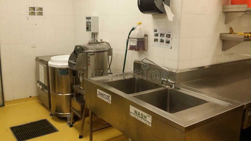 11th Nov 2016, Kuala Lumpur.the Modern Hotel Kitchen Equipment ...