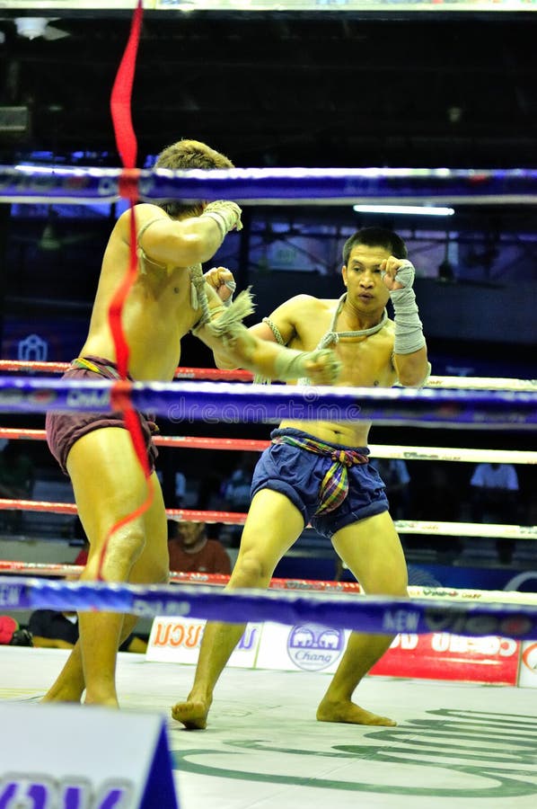 Thai Boxing editorial photography. Image of live, lumpinee - 25377782