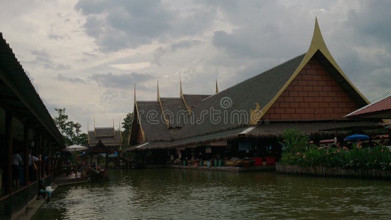 Thai building water editorial photo. Image of maket, building - 43950271