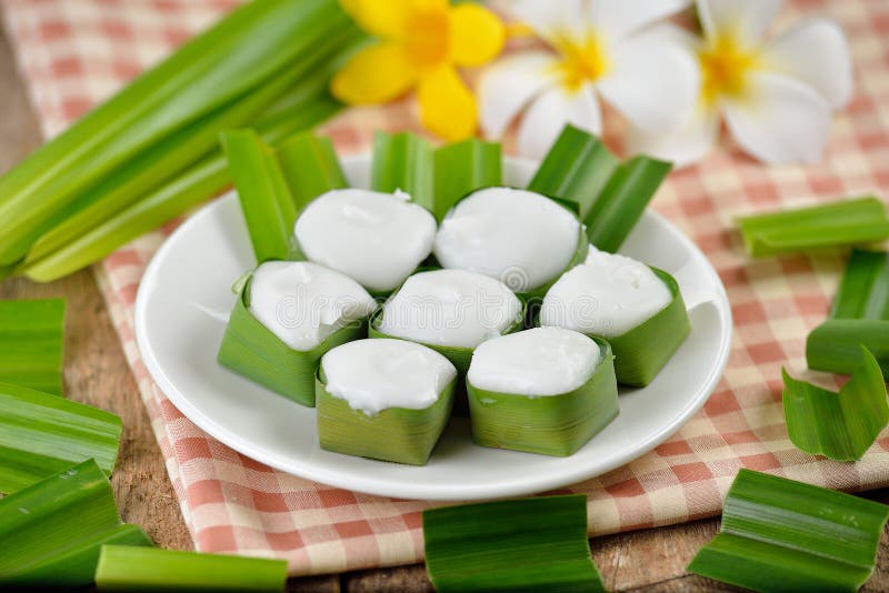Thai Dessert ,pudding Coconut Topping Stock Photo - Image of coconut ...