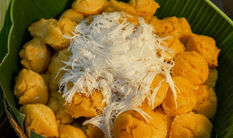 Thai dessert stock image. Image of sweet, thai, dessert - 124986529