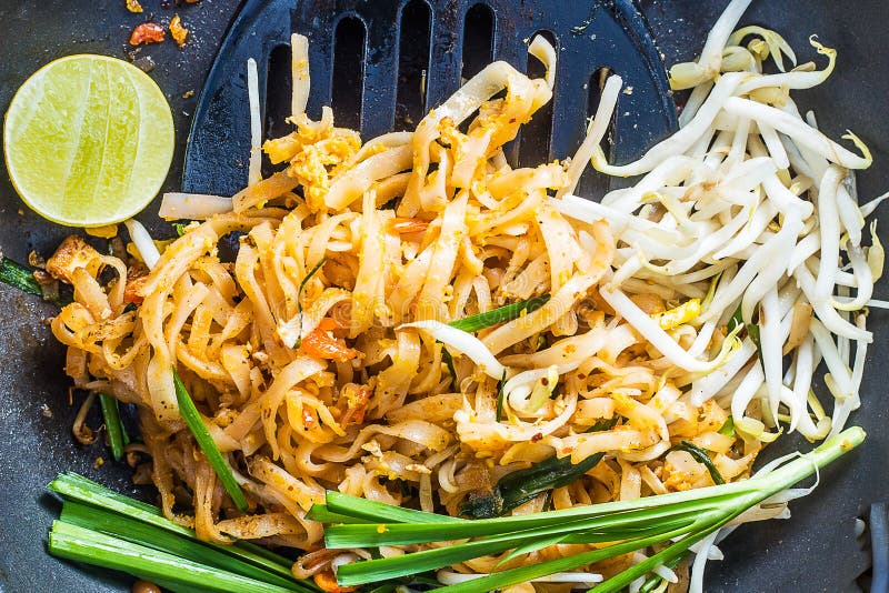 Thai Food - Padthai Hot in Pan Stock Image - Image of fresh, shrimp ...