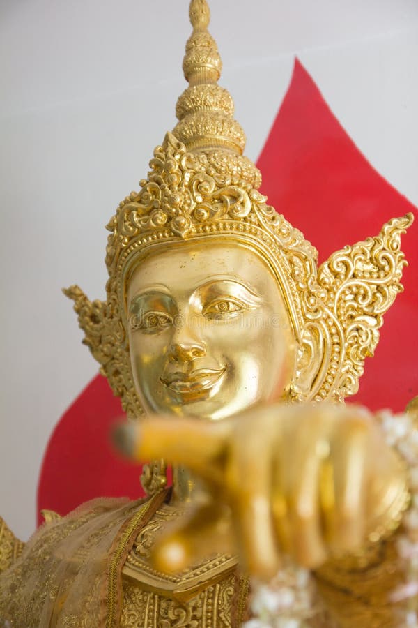 Jade Buddha statue stock image. Image of chiangmai, buddha - 33338311