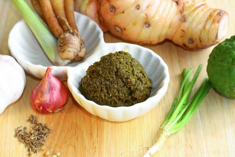 Thai Green Curry Paste and Ingredients Stock Photo - Image of garlic ...