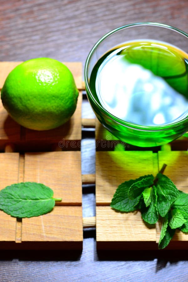 Thai Green Tea, Fresh Fruit, Lime and Mint Leaf Stock Image - Image of ...