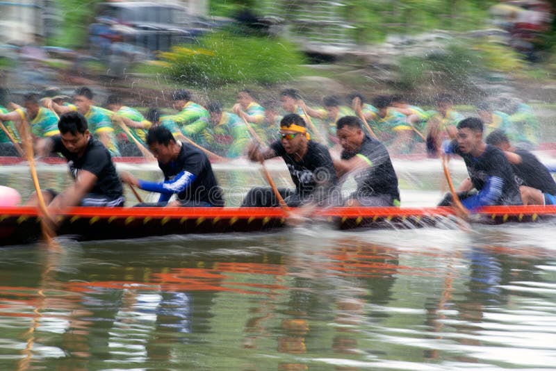 Thai Long Boat Racing Championship. Editorial Stock Photo - Image of ...
