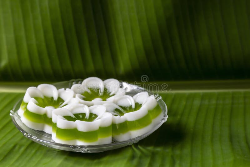 Thai Pandan Short Vermicelli in Palm-sugar Coconut Milk Stock Photo ...