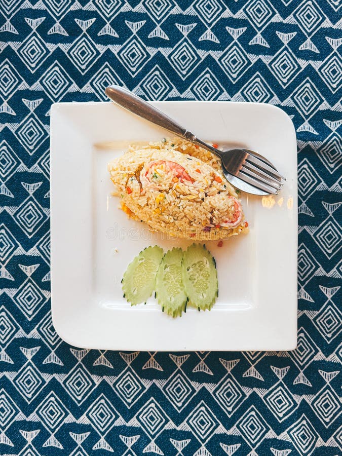 This Thai Shrimp Fried Rice, or Kao Pad Goong, is a Complete and ...