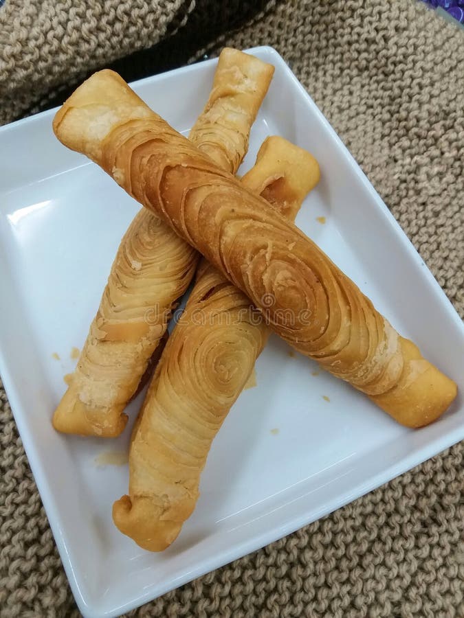 Curry Puff Stock Illustrations – 251 Curry Puff Stock Illustrations ...