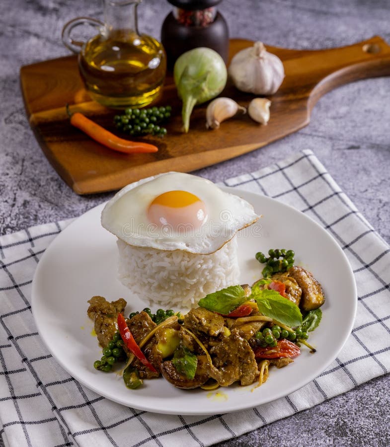 Thai Spicy Stir Fried Pad Cha Stock Image - Image of prawn, dish: 244096649