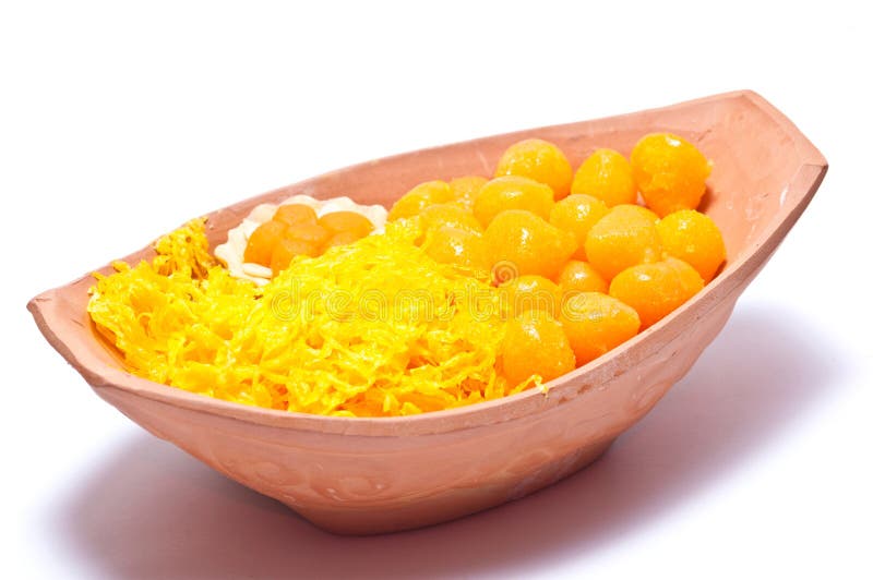 334 Golden Drop Egg Photos - Free & Royalty-Free Stock Photos from ...