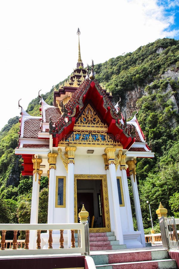 Thai temple stock image. Image of shrine, traditional - 34463757