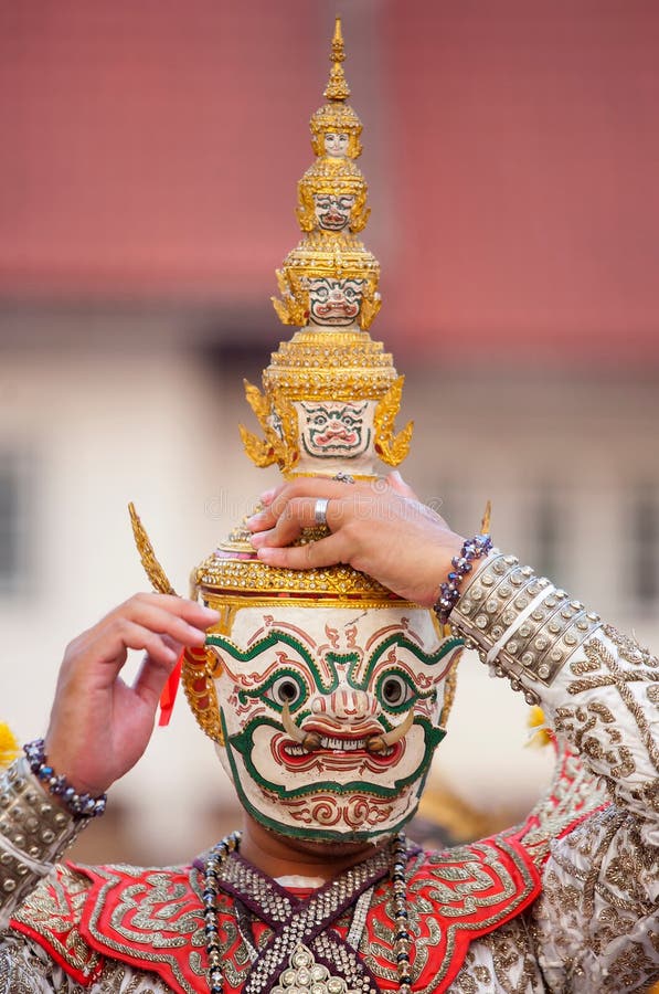 Thai traditional mask Khon editorial photo. Image of creativity - 44671491