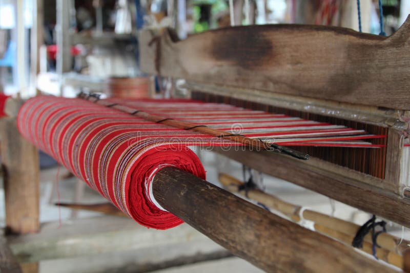 Thai Traditional Weaving Machine Stock Image - Image of silk, cloth ...
