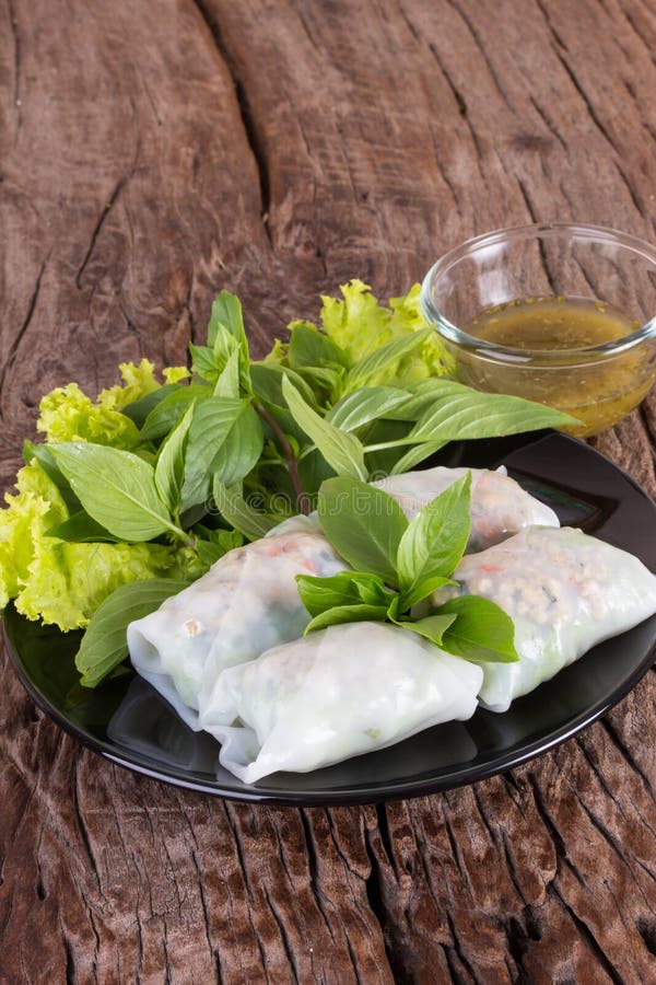 Thai Vegetarian Spring Roll Stock Photo - Image of vegetarian, dish ...
