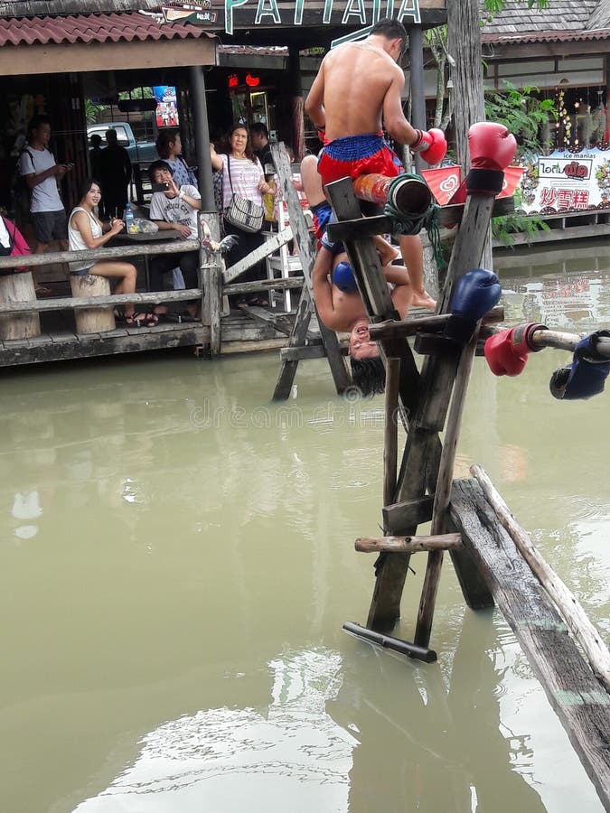 Thaiboxing editorial stock image. Image of pattaya, boxing - 92645899