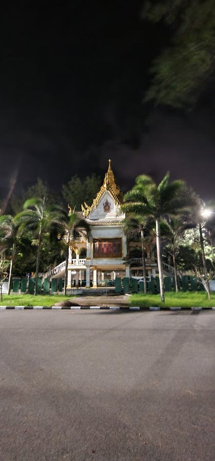Thailand Night Vacation Temple Stock Image - Image of reflection, plant ...