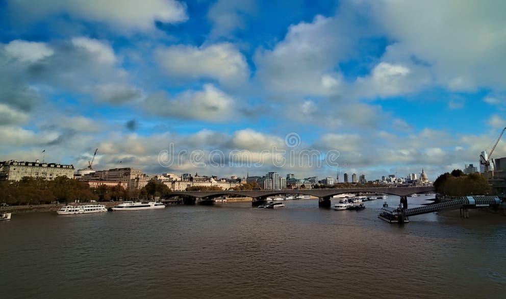 Thames River in London during the Daytime Editorial Photo - Image of ...