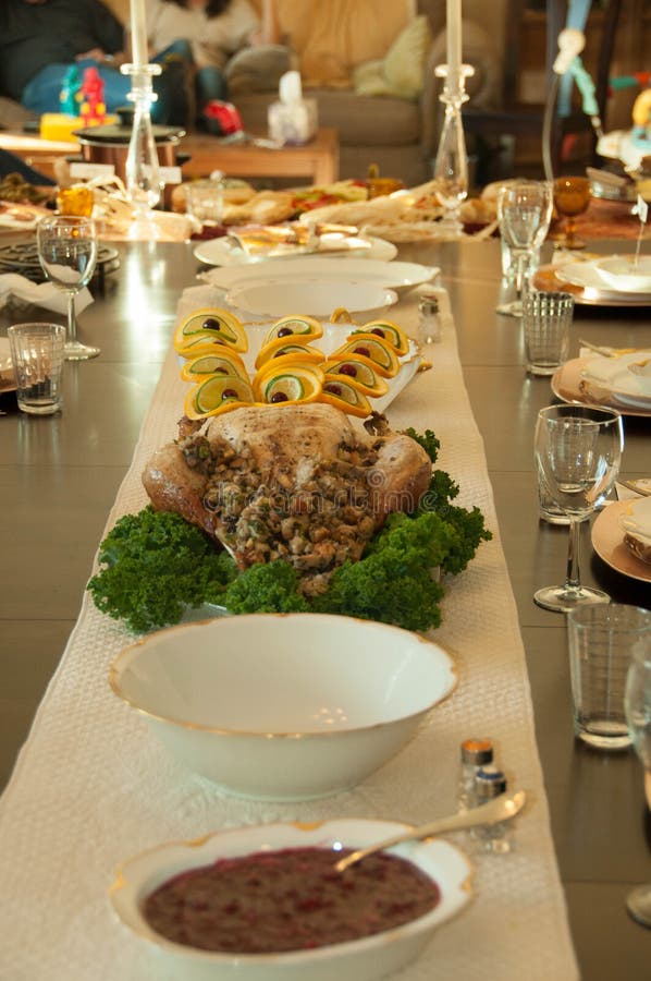 `Thanks Giving` Turkey Table Stock Photo - Image of setting, giving ...