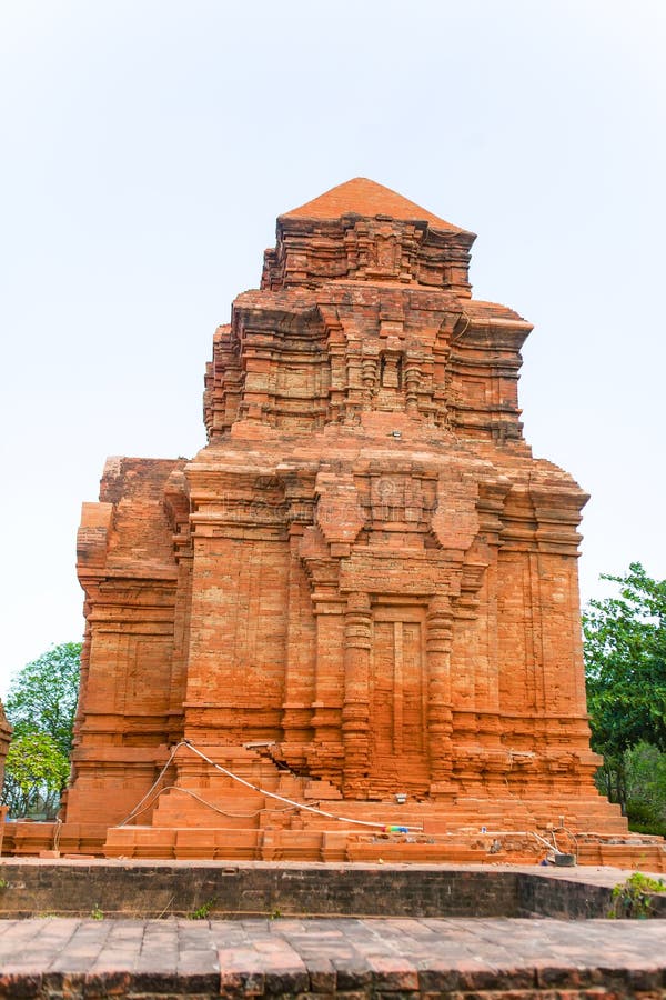 Thap Poshanu Tower. Binh Thuan, Vietnam Stock Photo - Image of nature ...