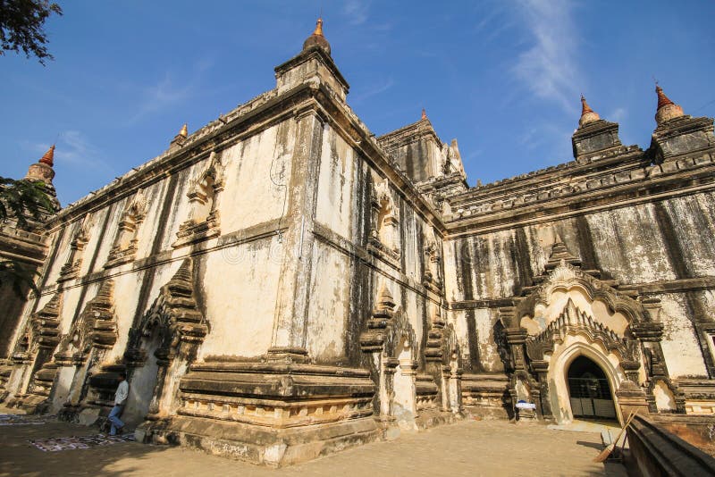 Thatbyinnyu Temple, Bagan, Myanmar, Old Temple Editorial Photography ...