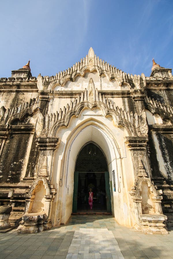 Thatbyinnyu Temple, Bagan, Myanmar, Old Temple Editorial Stock Photo ...