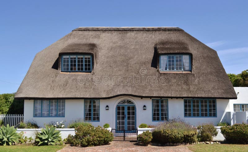 Adobe Clay House with Thatch Stock Photo - Image of mexico, meadow ...