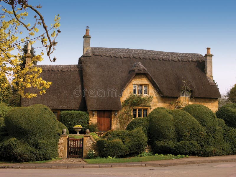 Thatched house stock image. Image of chipping, houses - 10008457