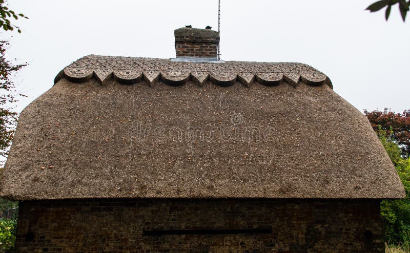 Thatched roof barn stock photo. Image of parts, sussex - 129061960