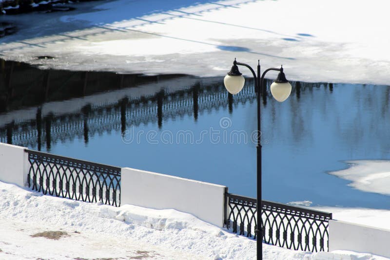 Thaw on the Pond, Early Spring and the Ice Melts. Stock Photo - Image ...