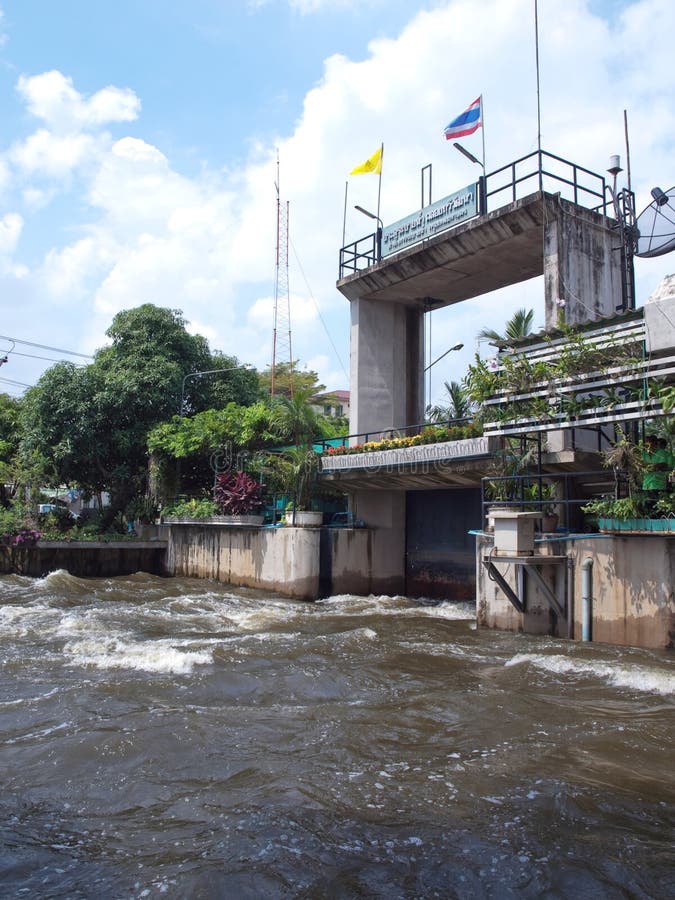 Thawi Watthana floodgate stock image. Image of asia, design - 21710835