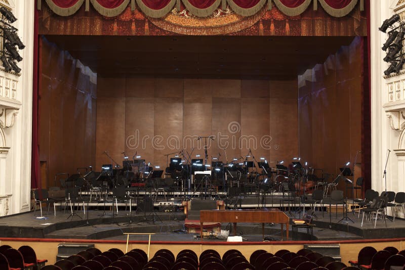 Theater Ceiling with Chandelier Stock Image - Image of classic ...