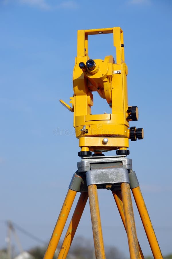 Theodoliet stock afbeelding. Image of precisie, enquête - 1057393