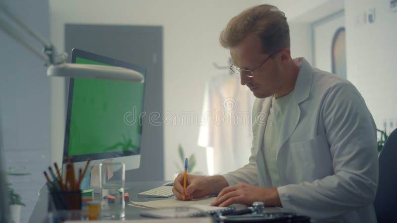 Therapist Working Mockup Screen Computer Checking Patient Lungs X-ray ...