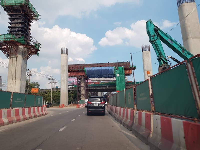 Construction of Expressway Elevated Bridges Rama 3 Editorial ...