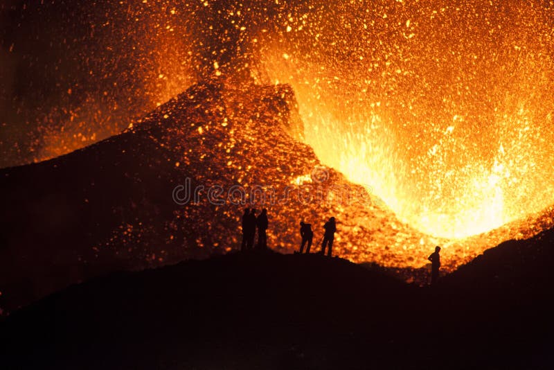 People Watching Explosive Eruptions are Characterized by Gas-driven ...