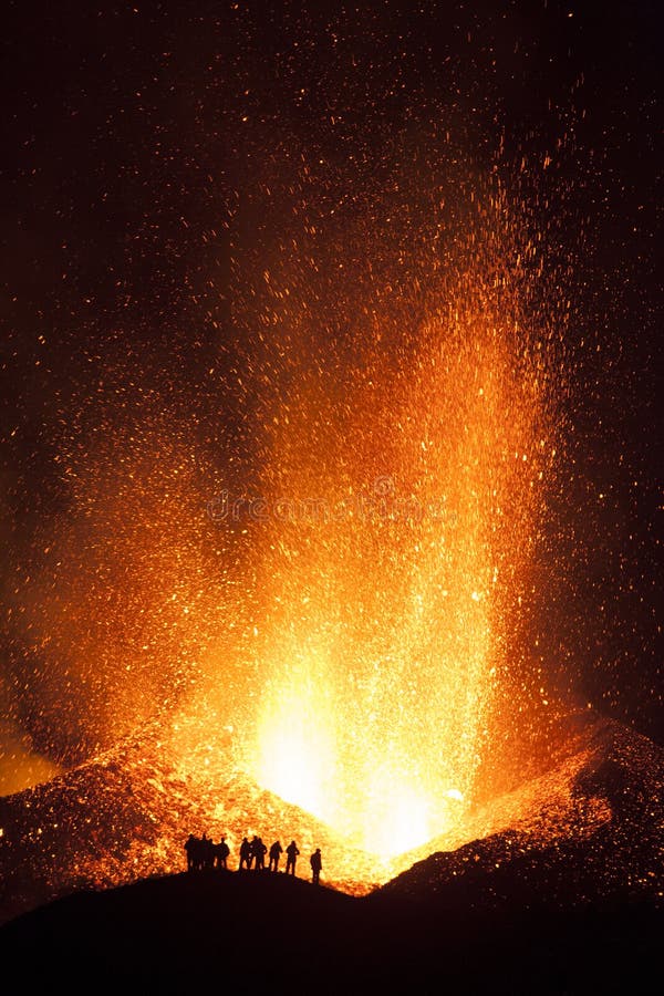 People Watching Explosive Eruptions are Characterized by Gas-driven ...