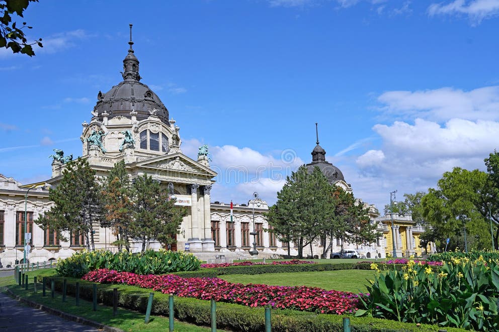 Thermal Baths Building in Budapest Editorial Image - Image of dome, hungary: 382770100