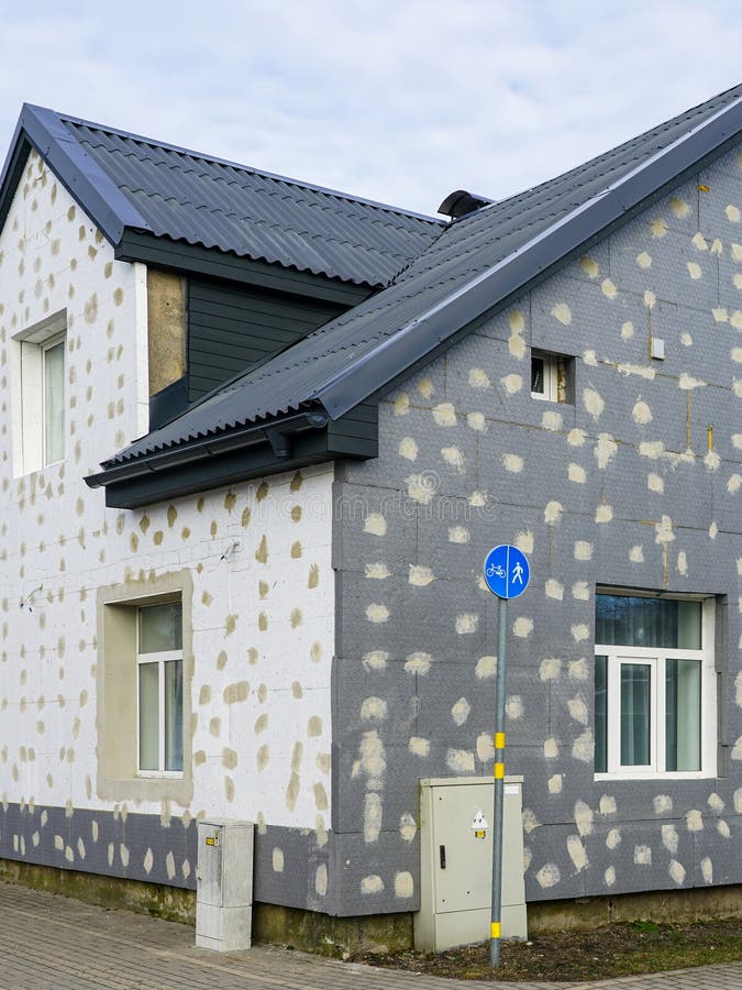 Thermal Insulation of the Facade of a Residential Building with Thermal ...