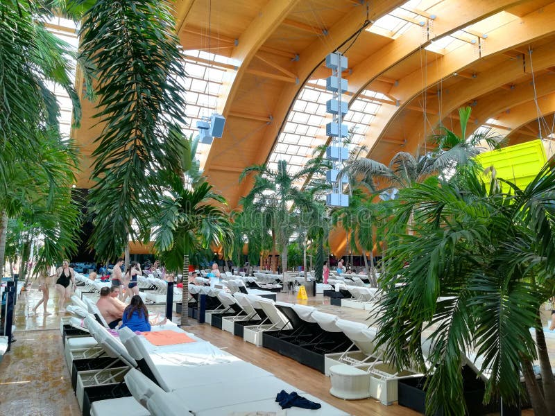 Thermal pool editorial photography. Image of green, luxury - 94976362